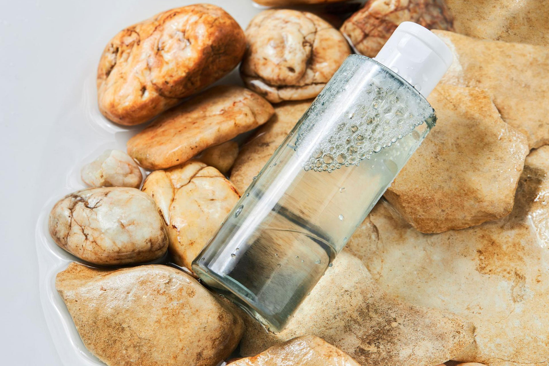 Do’s and Don’ts in Using Skin Toners - CandidU