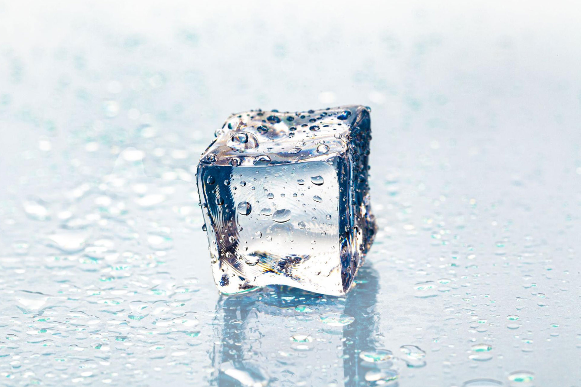 8 Practical Ways to Deal With Bad Skin Days - CandidU